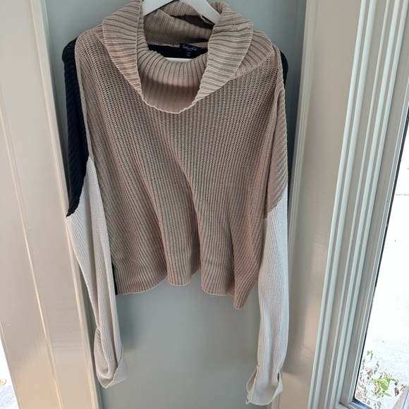 Splendid | Sweaters | Splendid Color Block Turtleneck Sweater | Poshmark